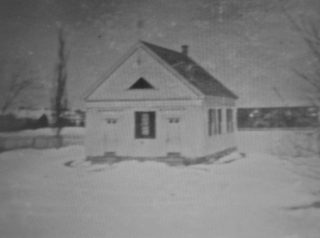 SEA VIEW’S SCHOOL HOUSE – W. Ray Freden